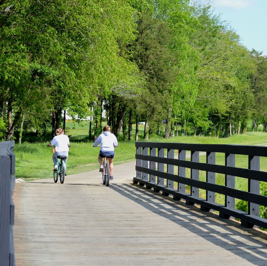 Five Reasons Why The Grove is the Perfect Place to Live