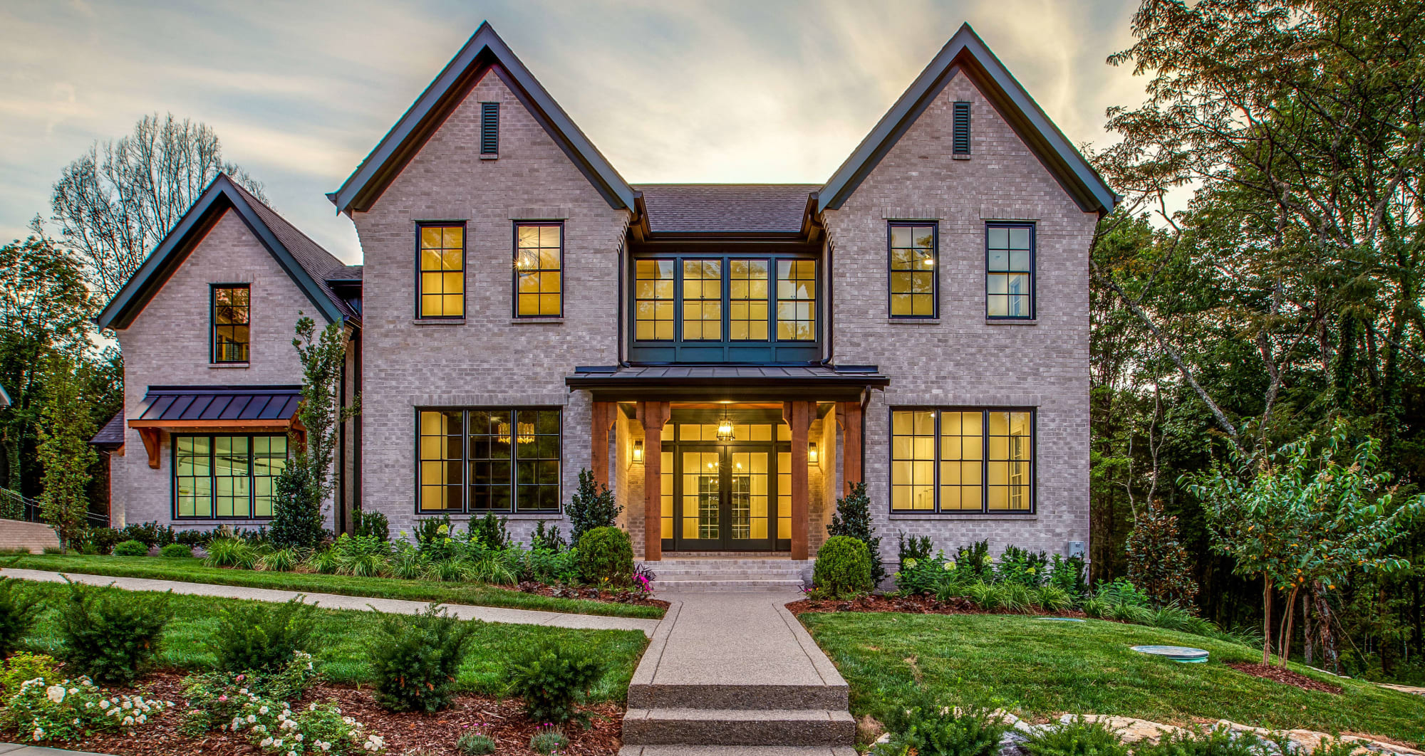 Luna Custom Homes | The Grove Signature Homebuilders